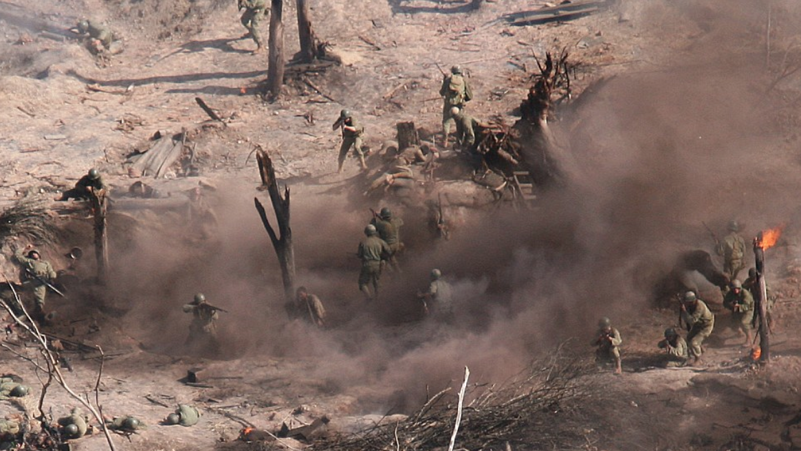 Poster & Pics Of HACKSAW RIDGE, Mel Gibson’s Return To Director’s Chair ...
