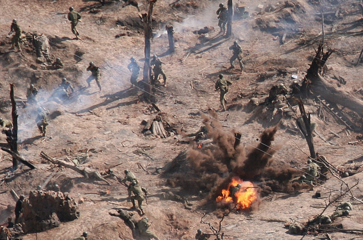Poster & Pics Of HACKSAW RIDGE, Mel Gibson’s Return To Director’s Chair ...