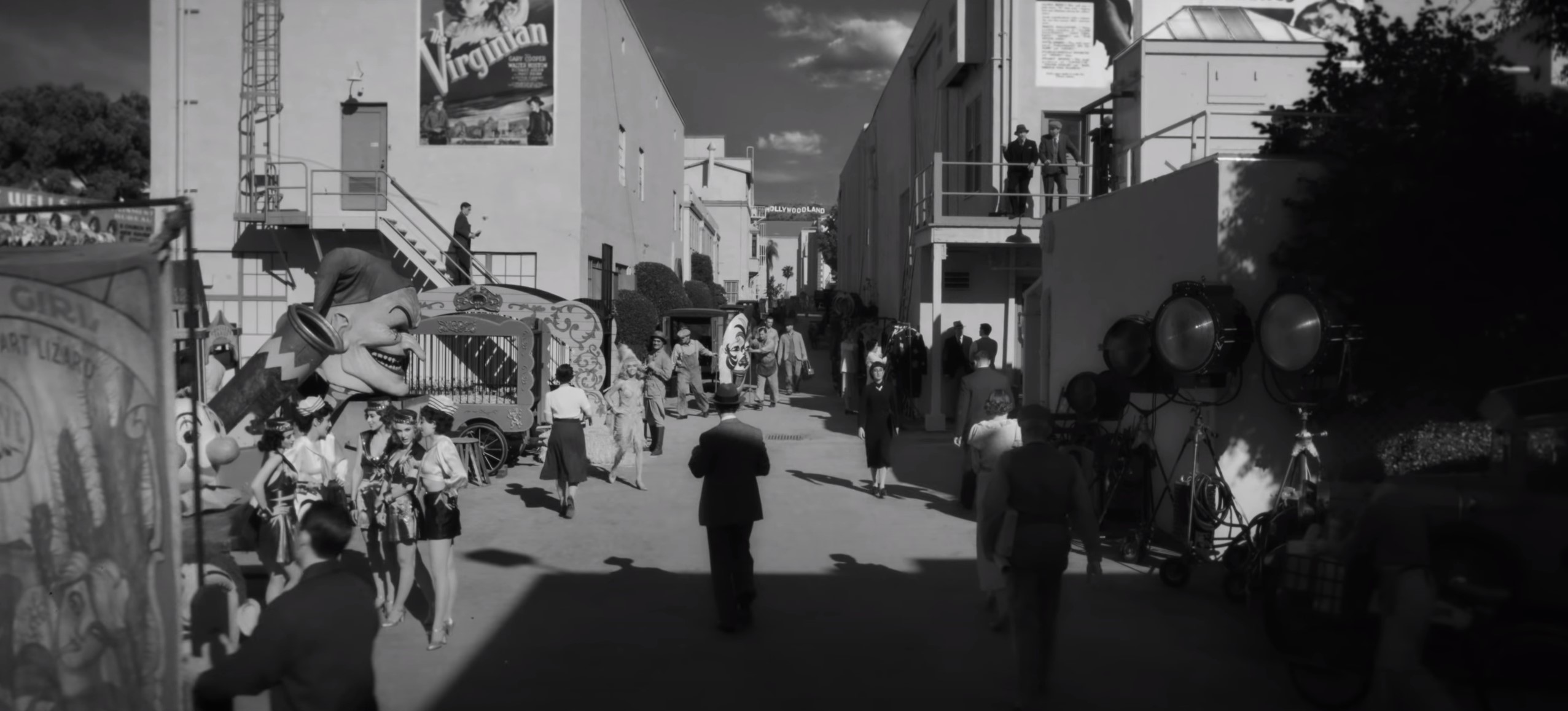 Second MANK Trailer Shows Drama Of Early Hollywood (VIDEO/POSTER) – I ...